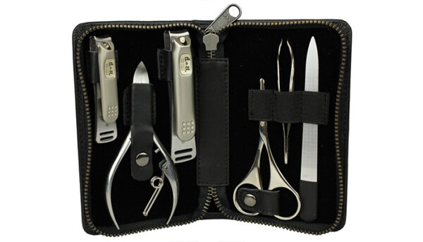 14 Best Manicure Sets For Men - Kalibrado